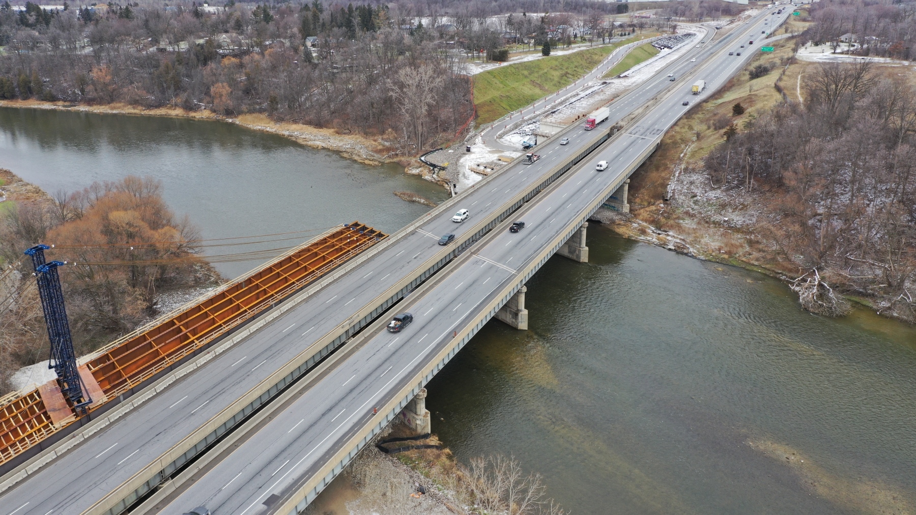 Pictures – Highway 401 Grand River