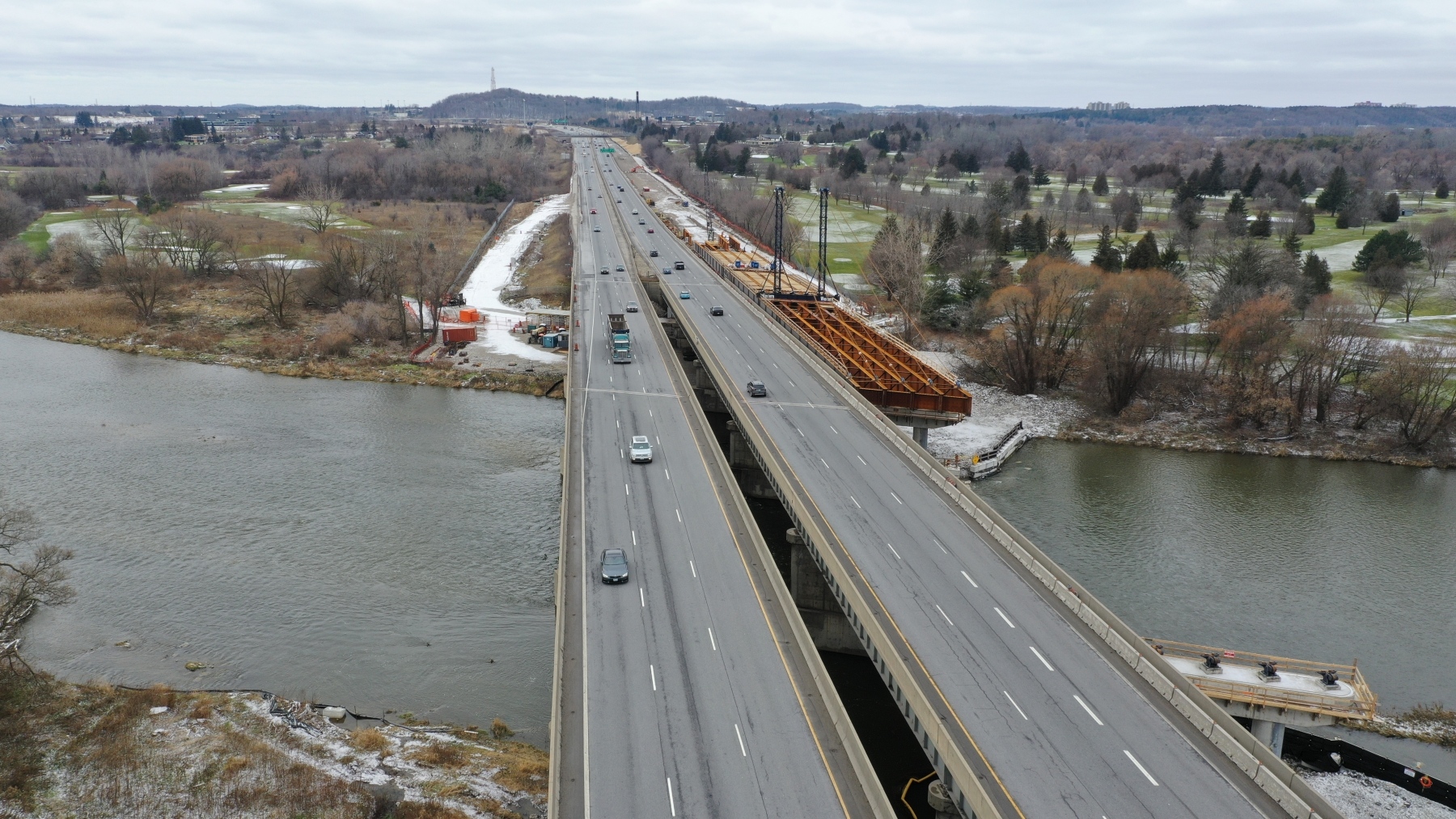 Pictures – Highway 401 Grand River